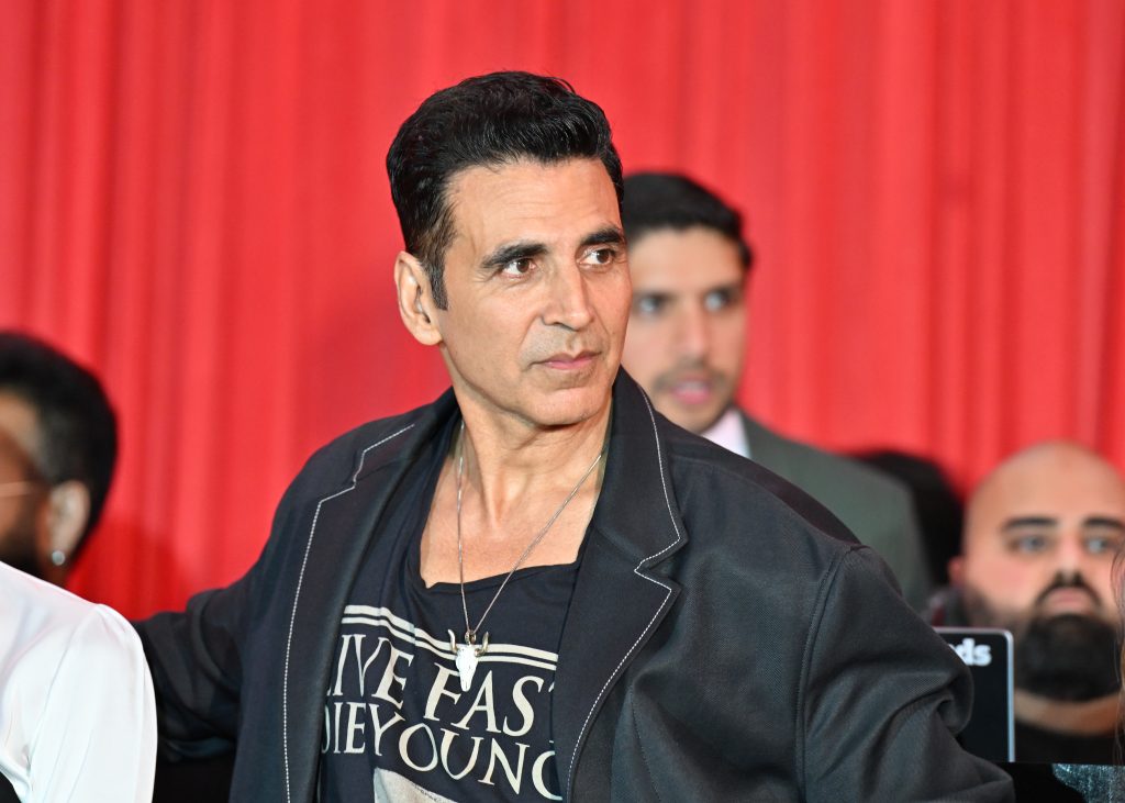 Akshay Kumar Net Worth - Wiki, Age, Weight and Height, Relationships ...