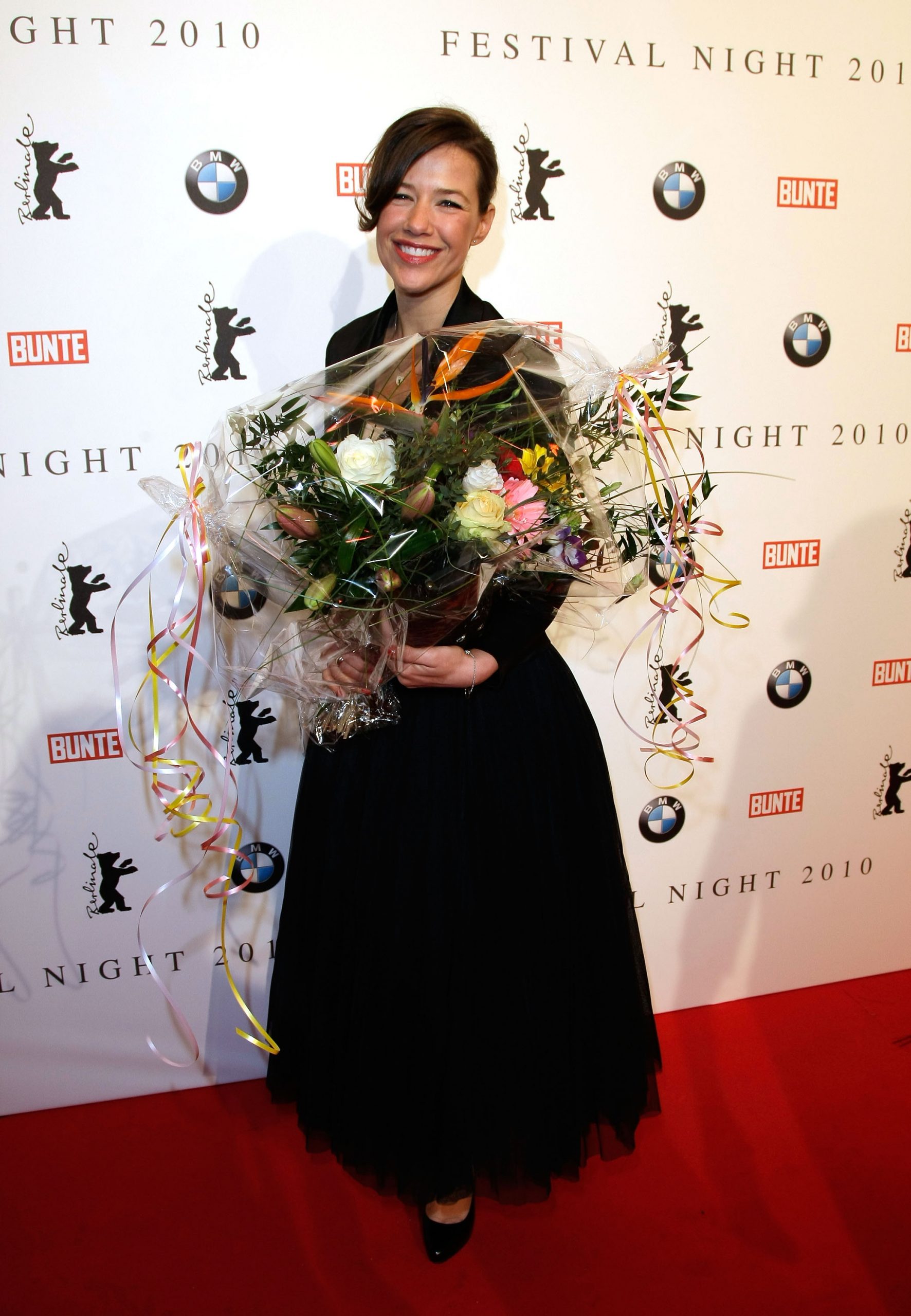 Alexandra Neldel Net Worth in 2023 - Wiki, Age, Weight and Height ...