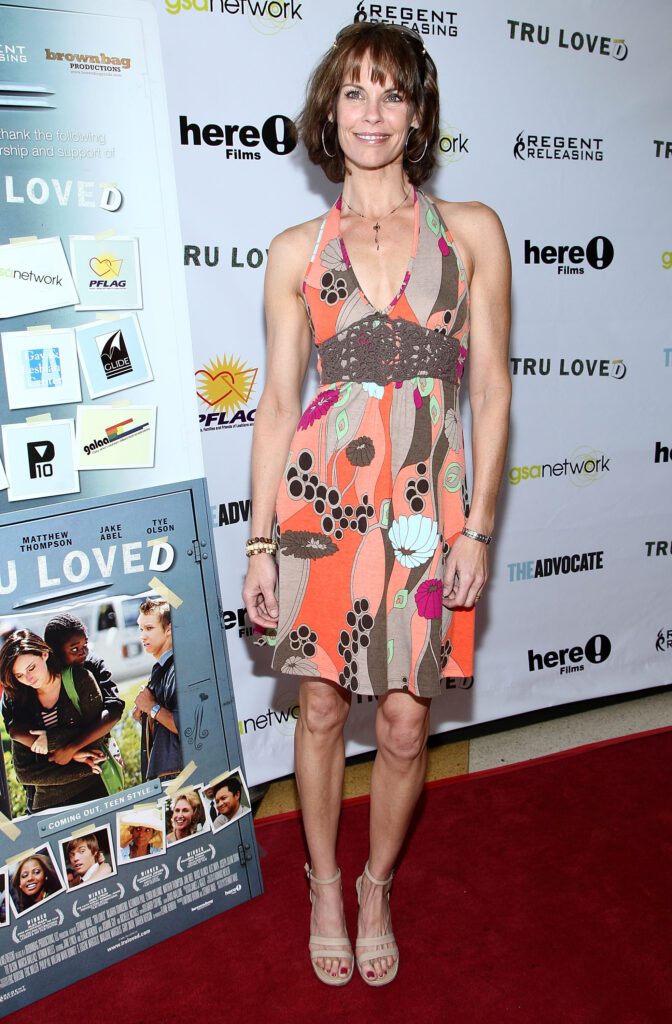 Alexandra Paul Net Worth - Wiki, Age, Weight and Height, Relationships ...