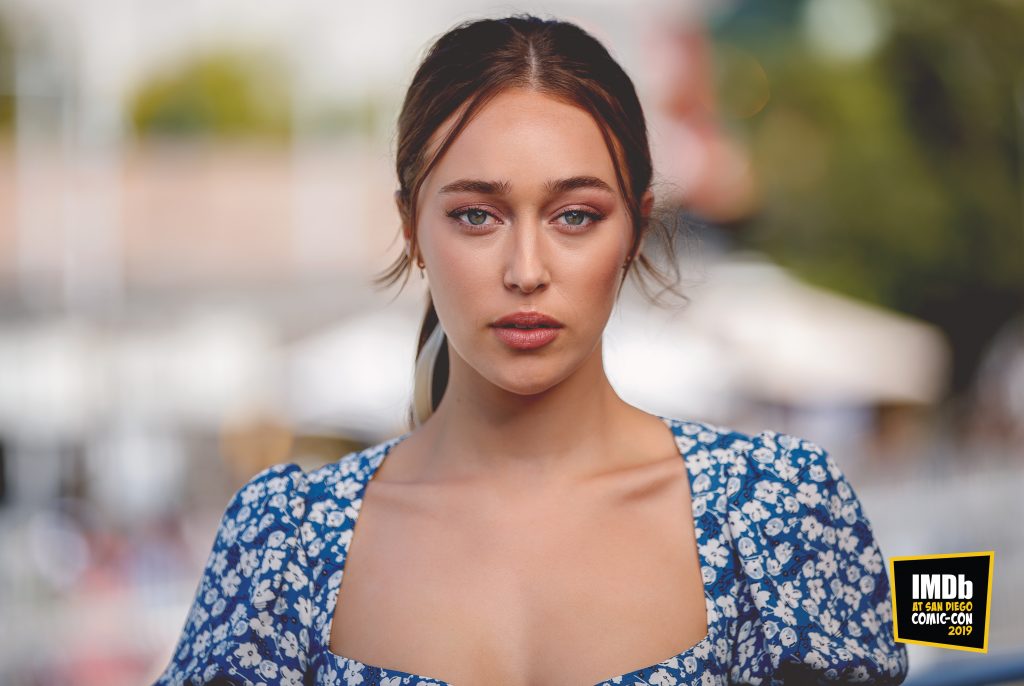 Alycia Debnam-Carey Net Worth - Wiki, Age, Weight and Height, Relationships, Family, and More ...