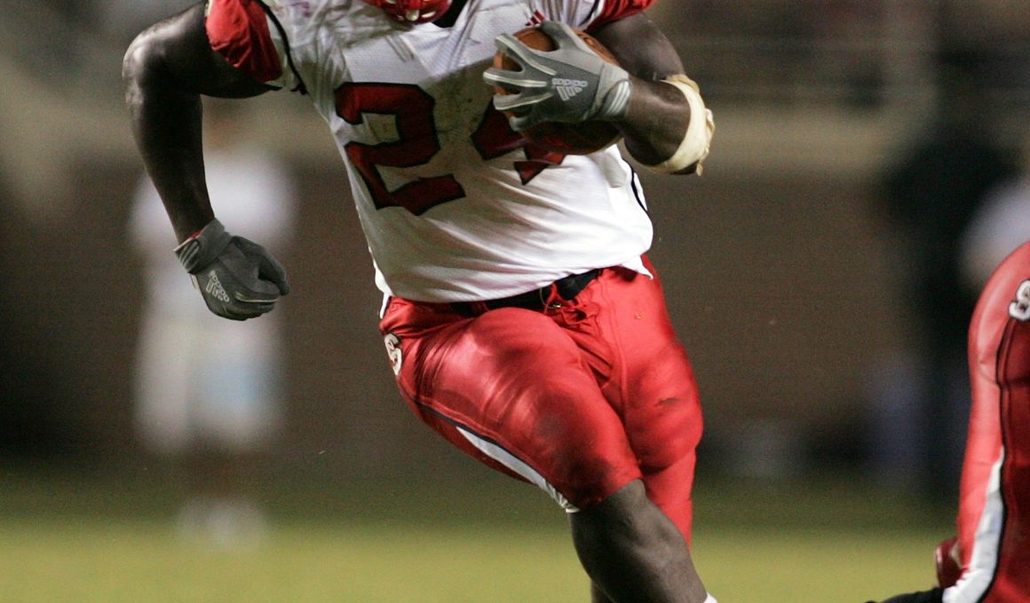 Andre Brown Net Worth in 2023 - Wiki, Age, Weight and Height, Relationships, Family, and More ...