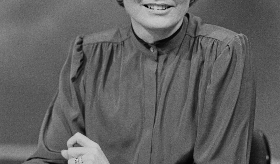 Angela Rippon Net Worth in 2023 - Wiki, Age, Weight and Height ...