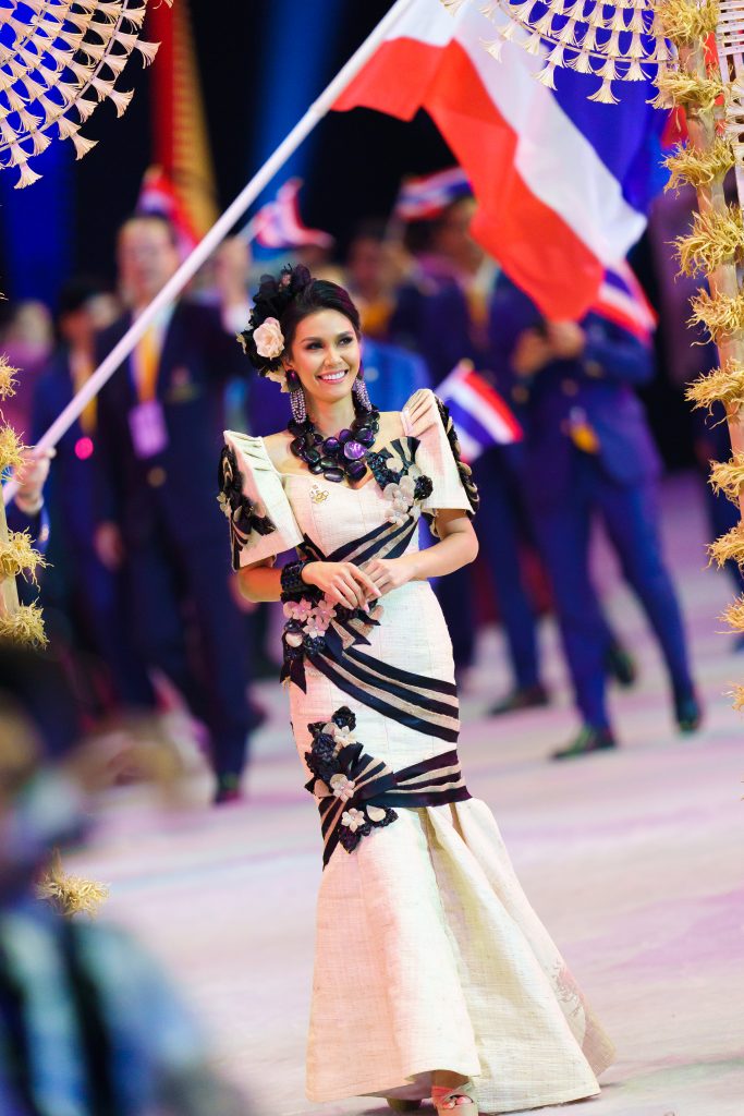 Angelia Ong Net Worth - Wiki, Age, Weight and Height, Relationships ...