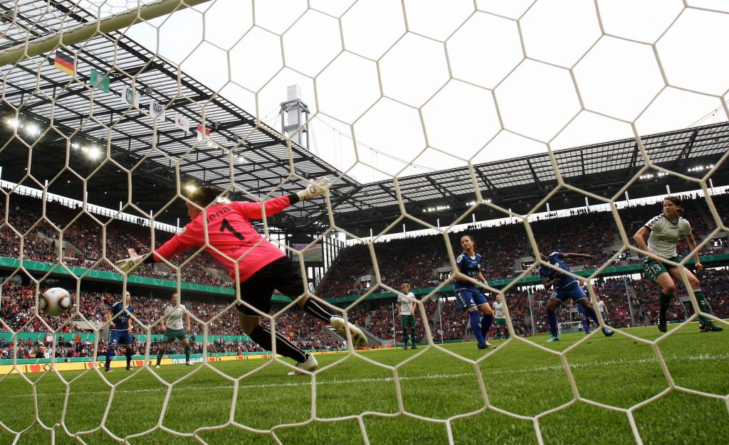 Annike Krahn Net Worth in 2023 - Wiki, Age, Weight and Height ...