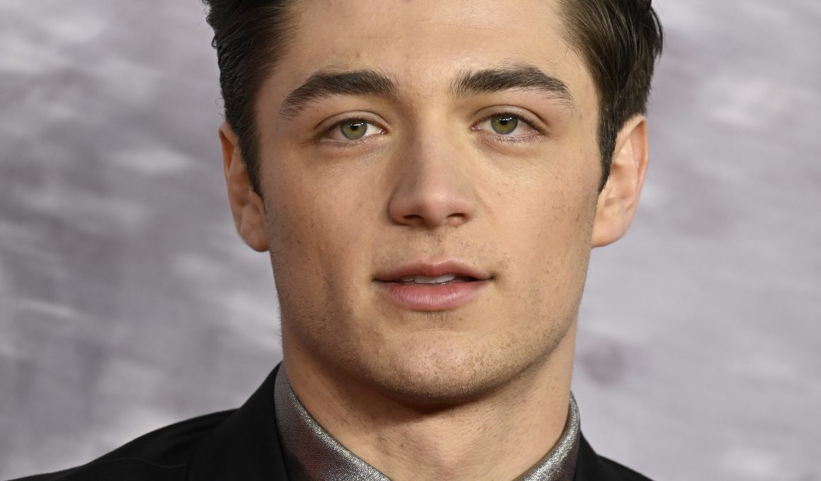 Asher Angel Net Worth in 2023 - Wiki, Age, Weight and Height ...