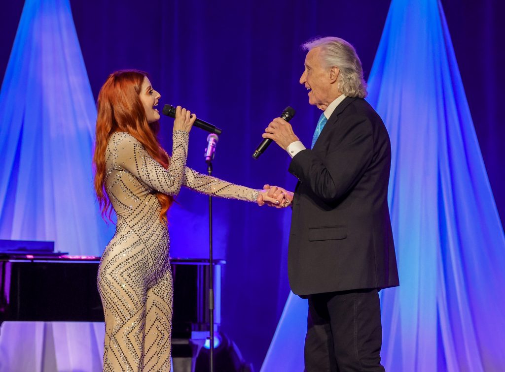 Bill Medley Net Worth - Wiki, Age, Weight and Height, Relationships ...