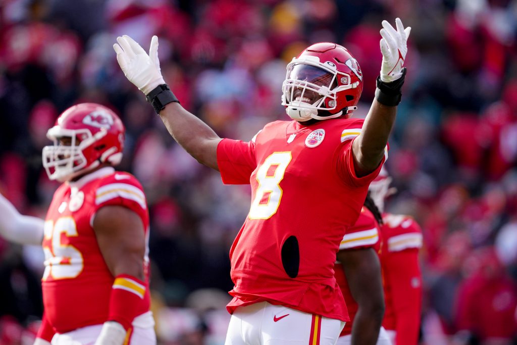 Carlos Dunlap Net Worth - Wiki, Age, Weight and Height, Relationships ...