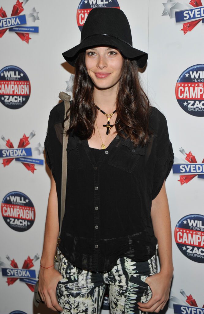 Carly Foulkes Net Worth - Wiki, Age, Weight and Height, Relationships ...