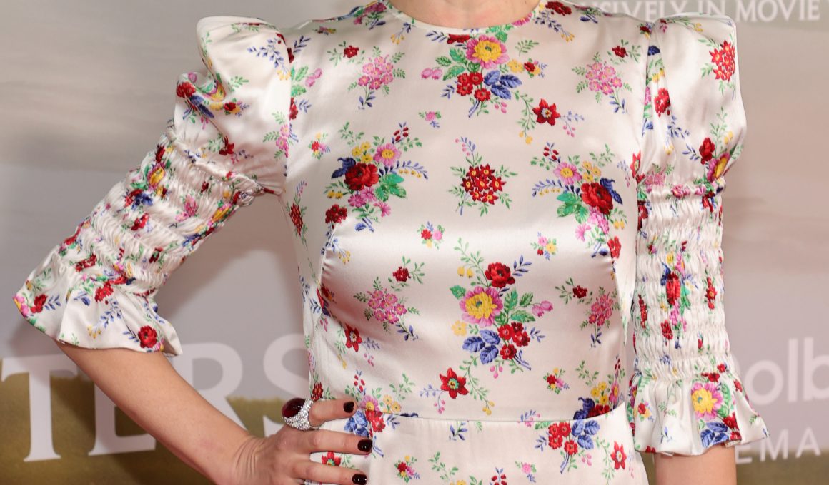 Carrie Coon Net Worth in 2023 - Wiki, Age, Weight and Height ...