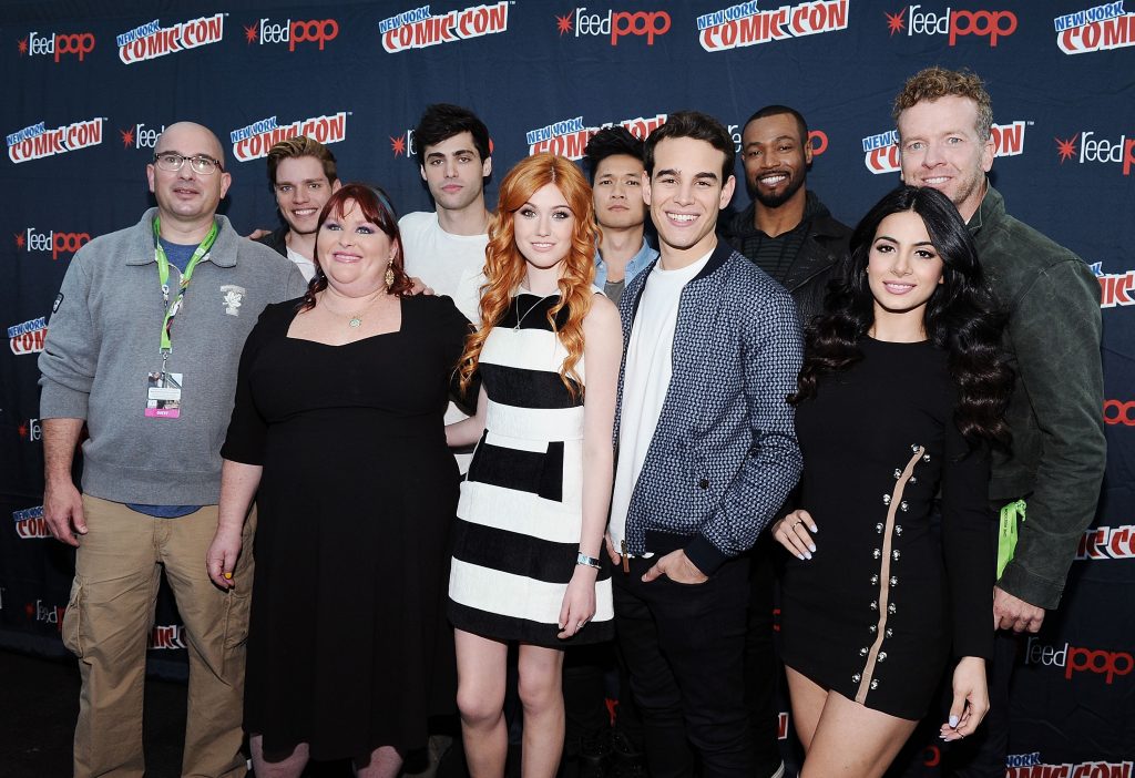 Cassandra Clare Net Worth - Wiki, Age, Weight and Height, Relationships ...