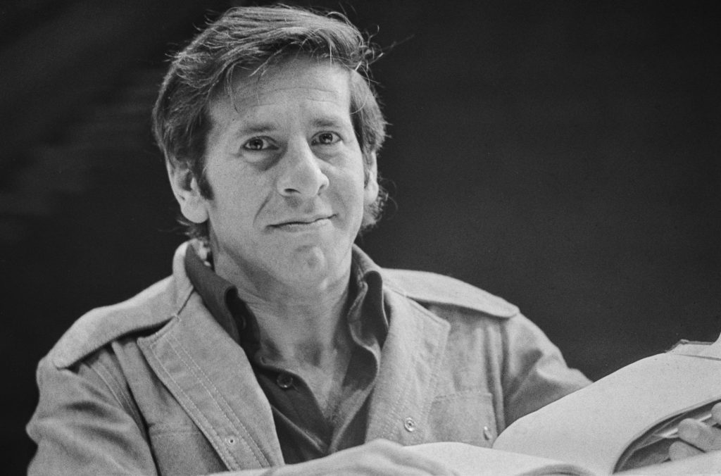 Chaim Topol Net Worth - Wiki, Age, Weight and Height, Relationships ...