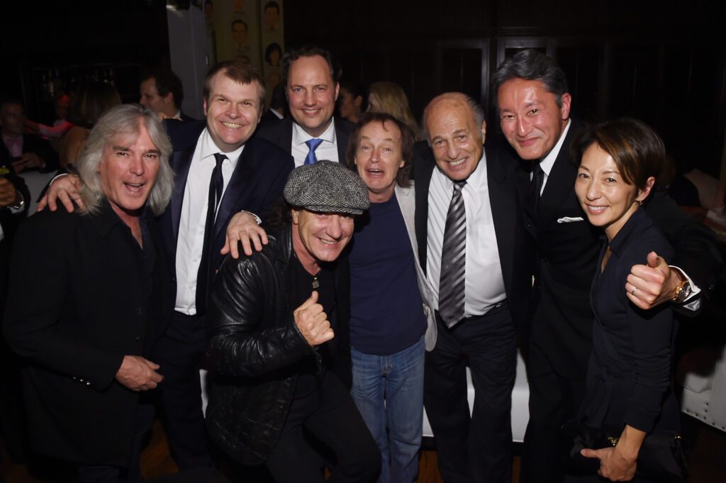 Cliff Williams Net Worth - Wiki, Age, Weight and Height, Relationships ...