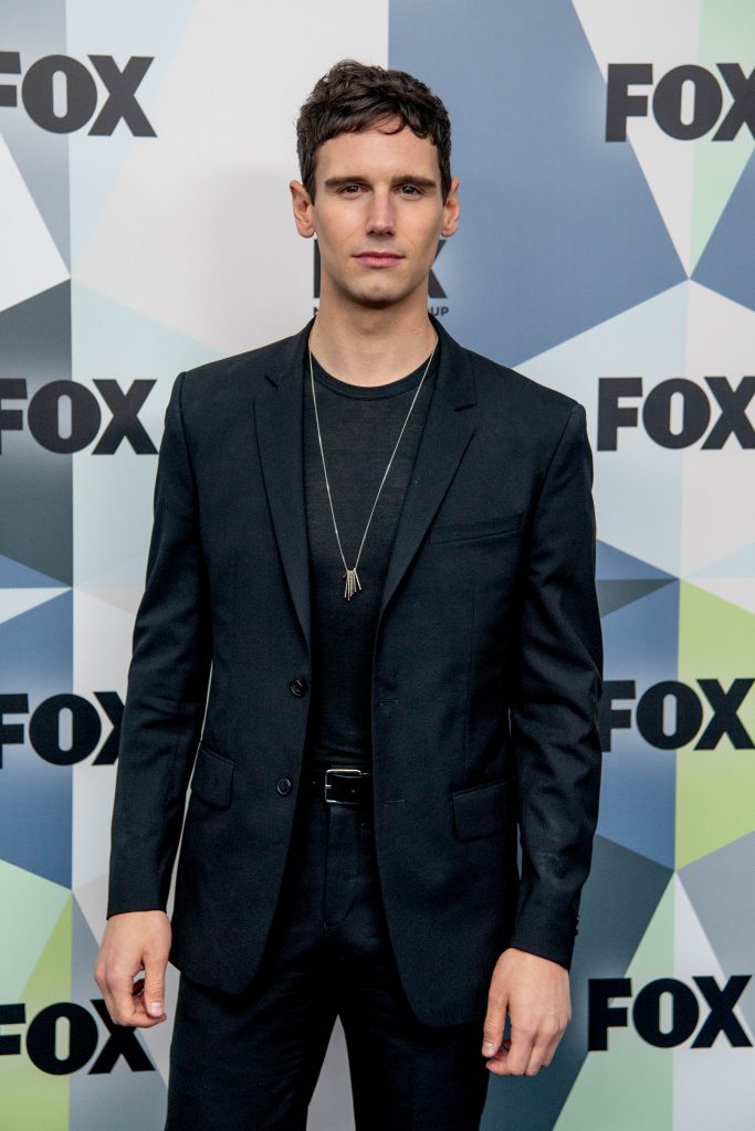 Cory Michael Smith Net Worth - Wiki, Age, Weight and Height ...