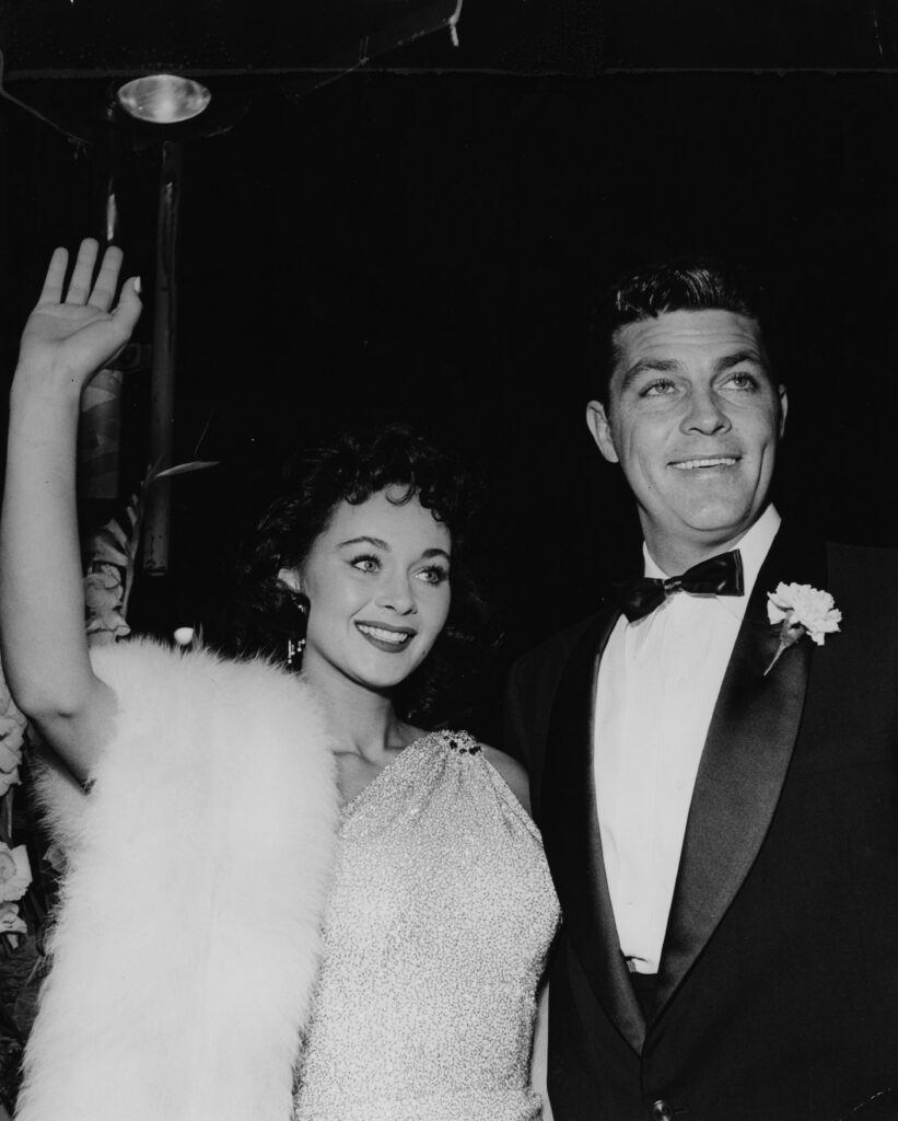 Dale Robertson Net Worth - Wiki, Age, Weight and Height, Relationships ...