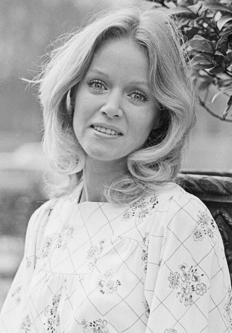 Donna Mills Net Worth - Wiki, Age, Weight and Height, Relationships ...