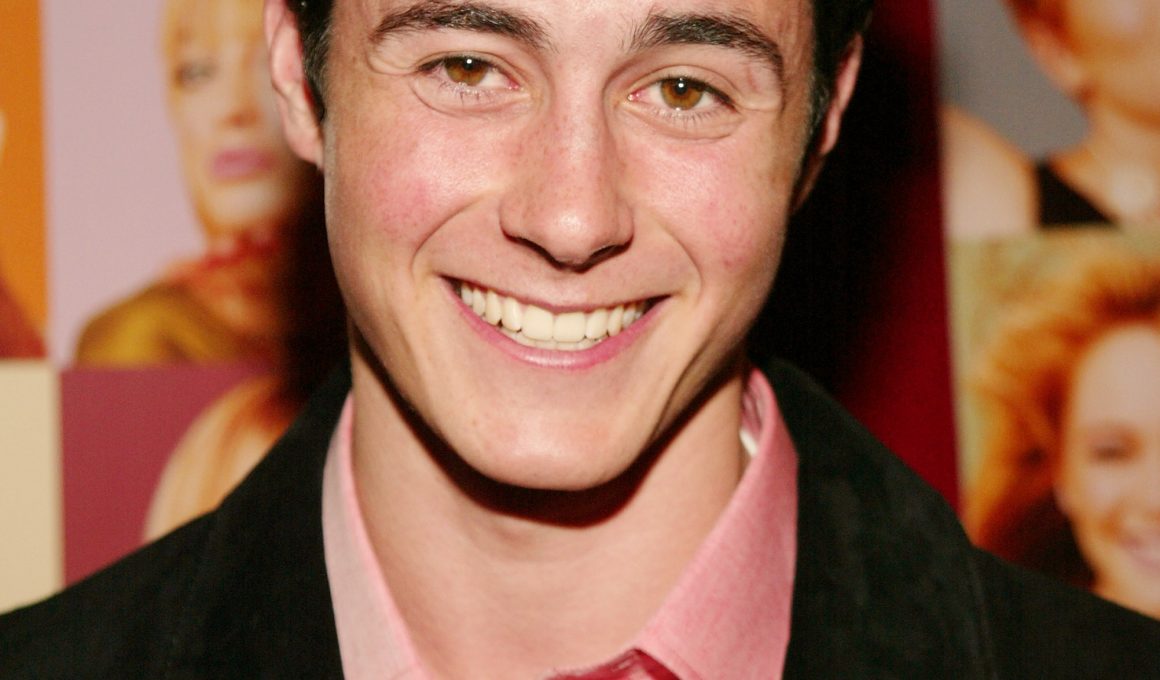 Eli Marienthal Net Worth in 2023 - Wiki, Age, Weight and Height ...