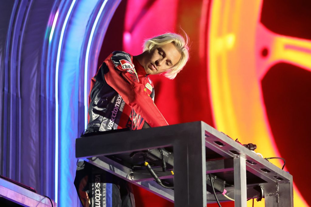 Flume Net Worth - Wiki, Age, Weight and Height, Relationships, Family ...