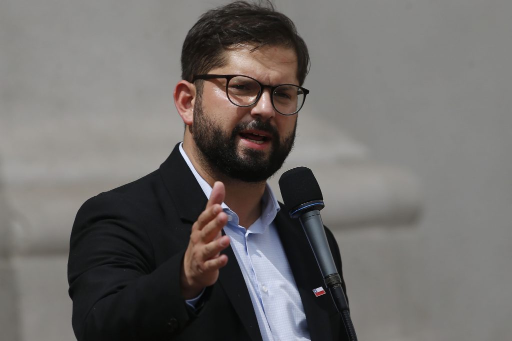 Gabriel Boric Net Worth - Wiki, Age, Weight and Height, Relationships ...