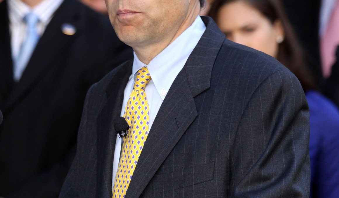 H. Fisk Johnson Net Worth in 2023 - Wiki, Age, Weight and Height ...