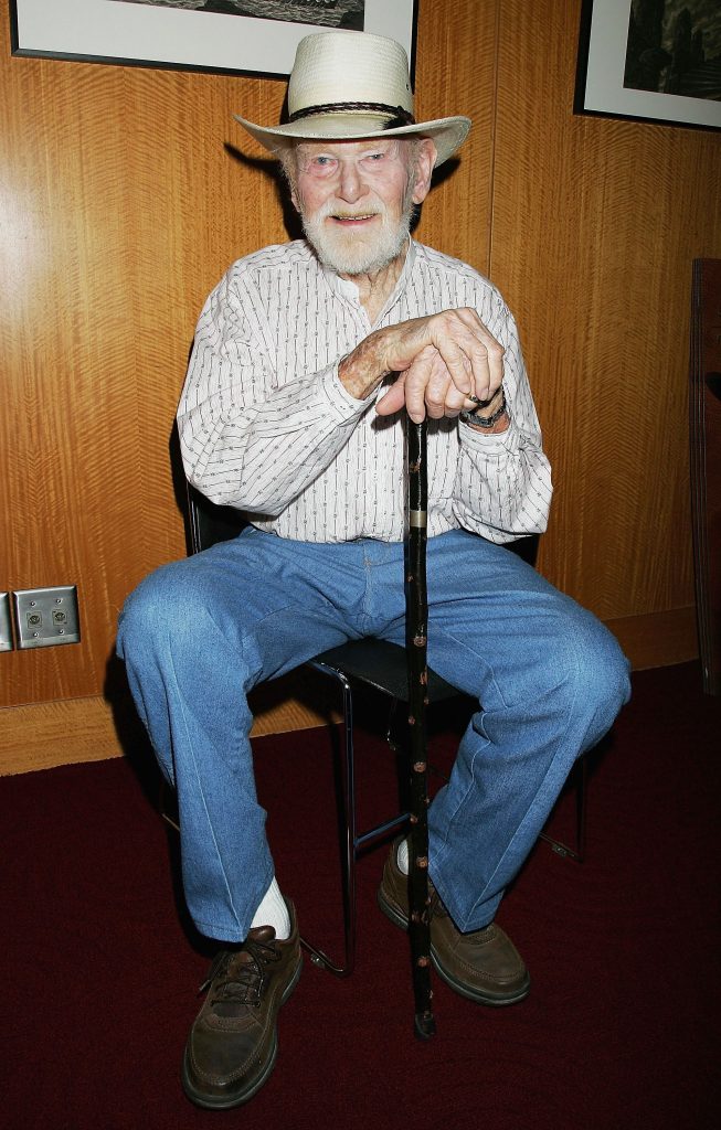 Harry Carey Jr. Net Worth - Wiki, Age, Weight and Height, Relationships ...