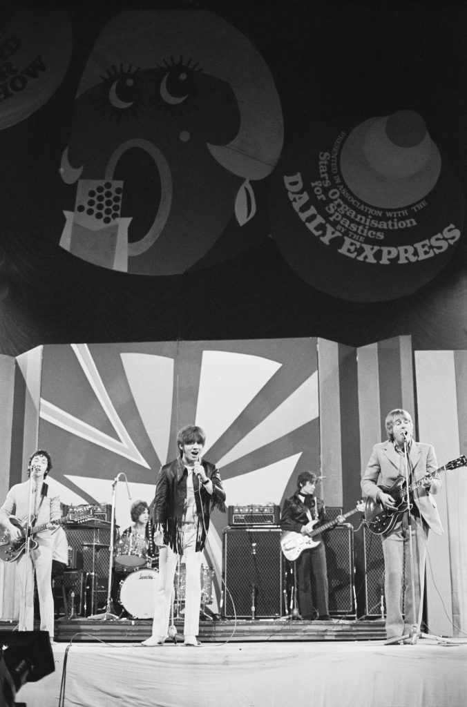 Harry Vanda Net Worth - Wiki, Age, Weight and Height, Relationships ...