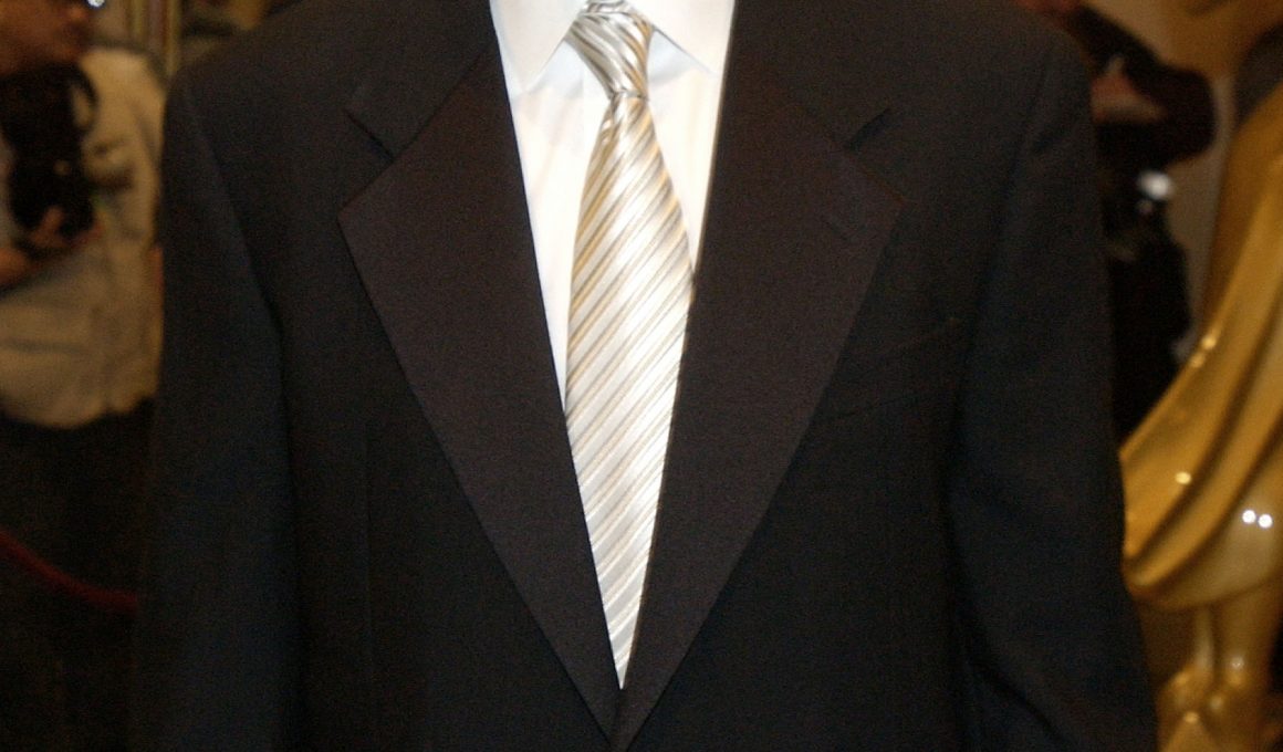 Henry Silva Net Worth in 2023 - Wiki, Age, Weight and Height ...