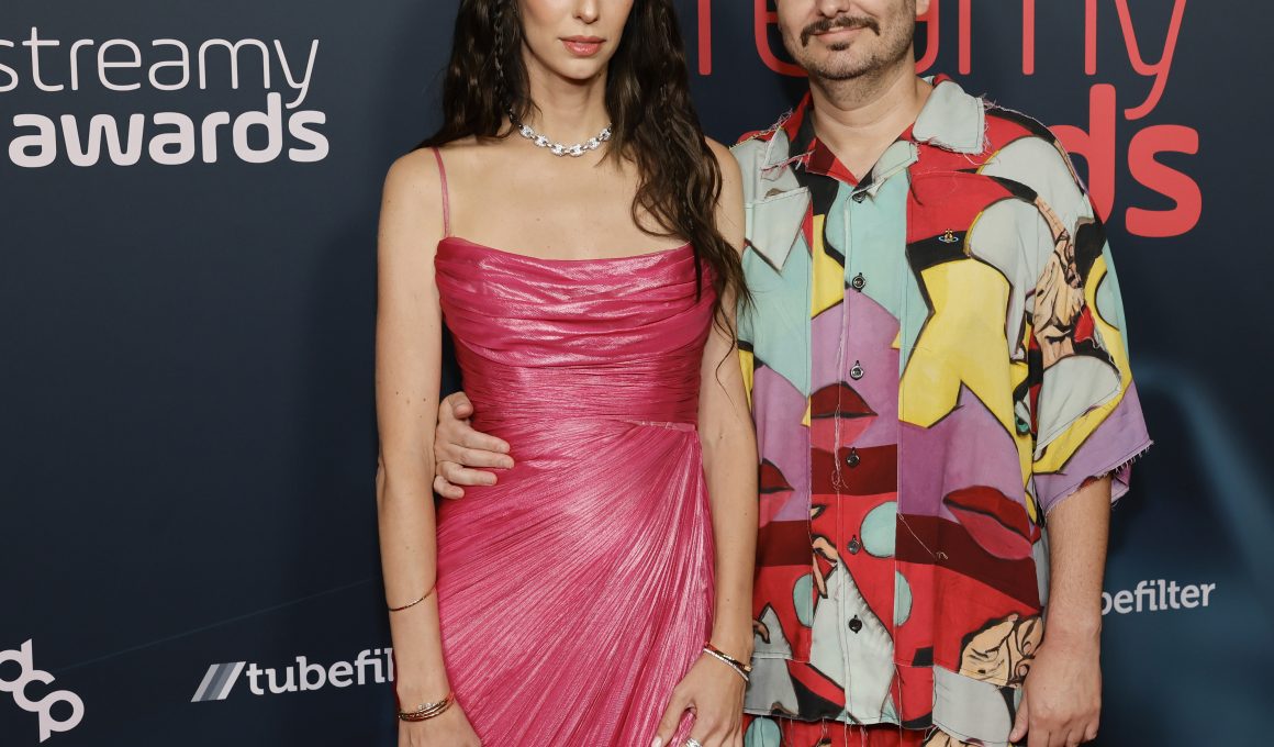 Hila Klein Net Worth in 2024 - Wiki, Age, Weight and Height ...