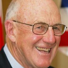 James Irving Net Worth in 2023 - Wiki, Age, Weight and Height ...