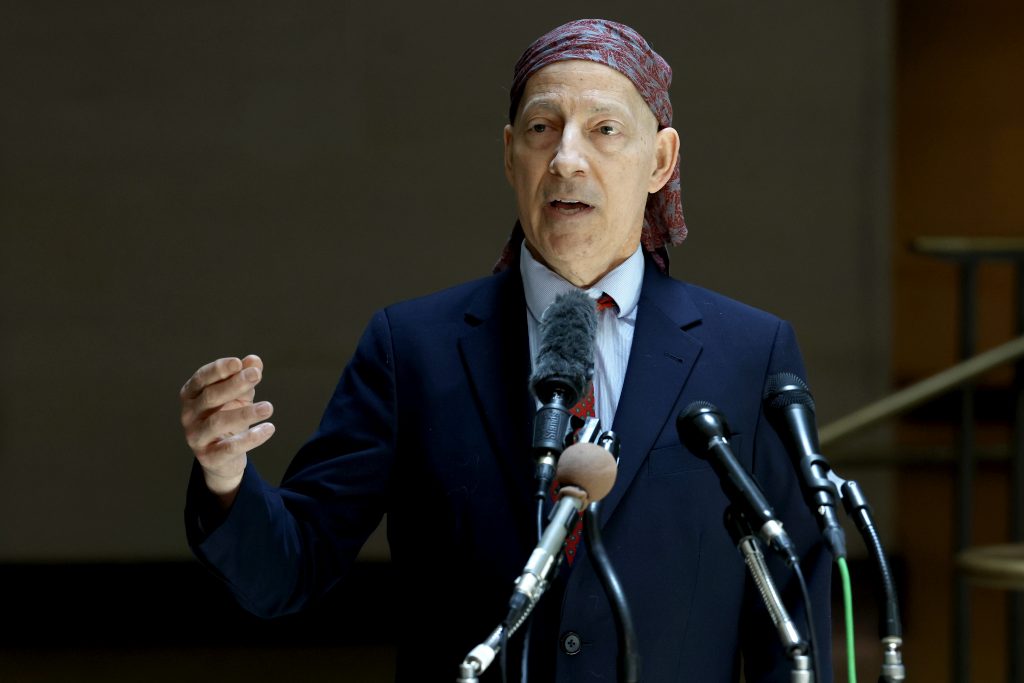 Jamie Raskin Net Worth - Wiki, Age, Weight and Height, Relationships ...