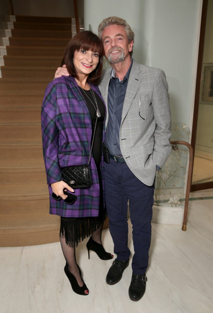 Jeanne Beker Net Worth - Wiki, Age, Weight and Height, Relationships, Family, and More - Luxlux