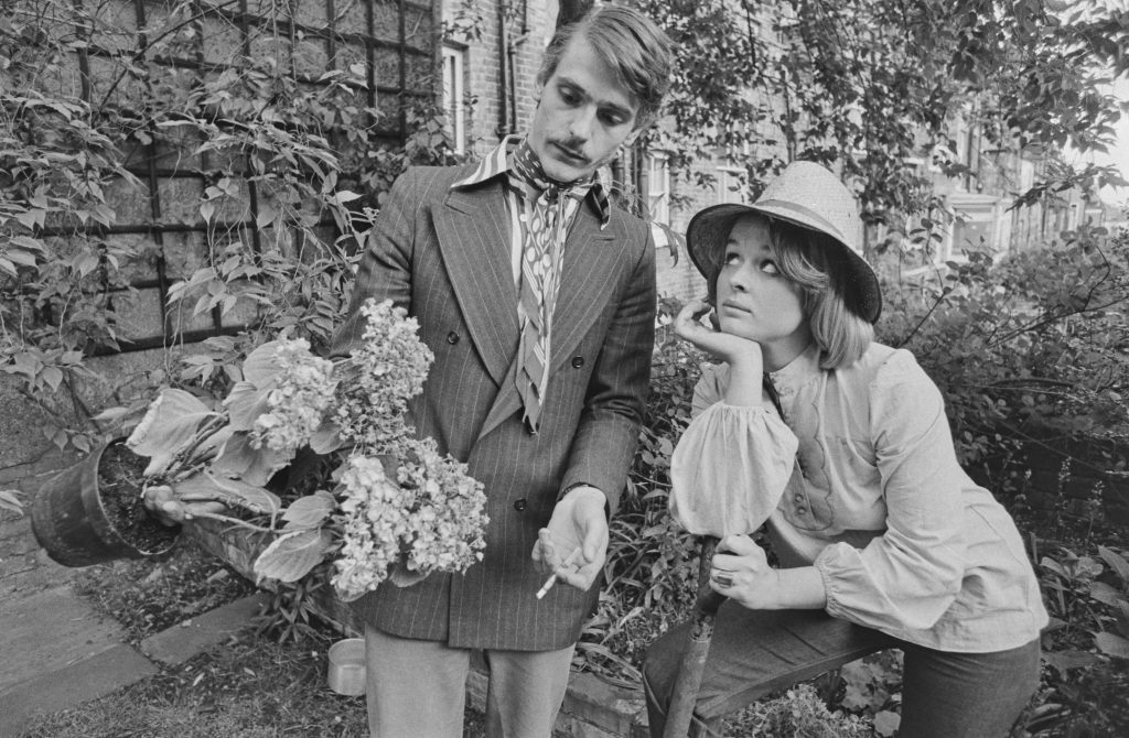 Jeremy Irons Net Worth - Wiki, Age, Weight and Height, Relationships ...