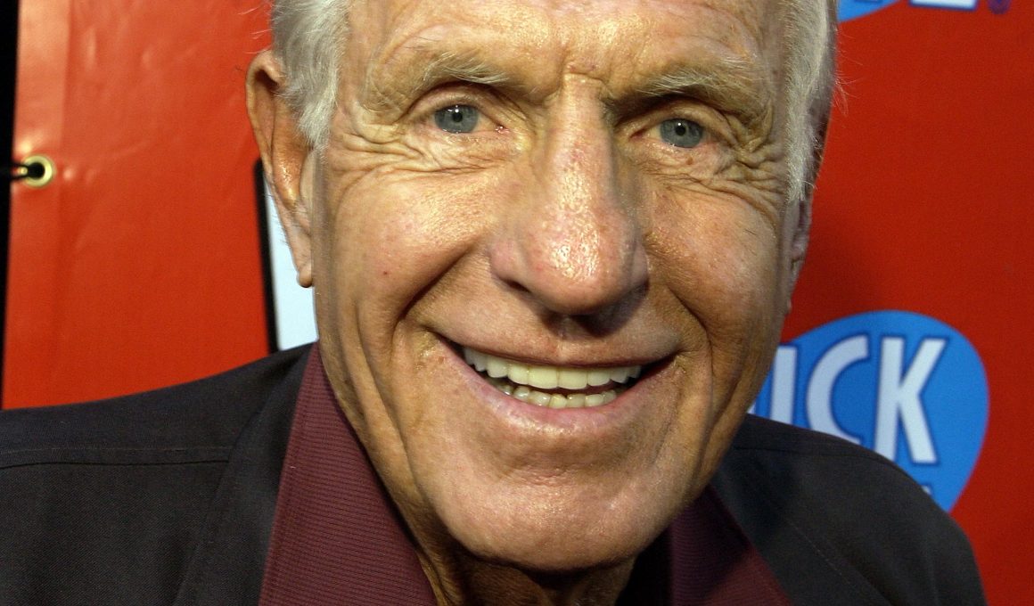 Jerry Van Dyke Net Worth in 2023 - Wiki, Age, Weight and Height ...
