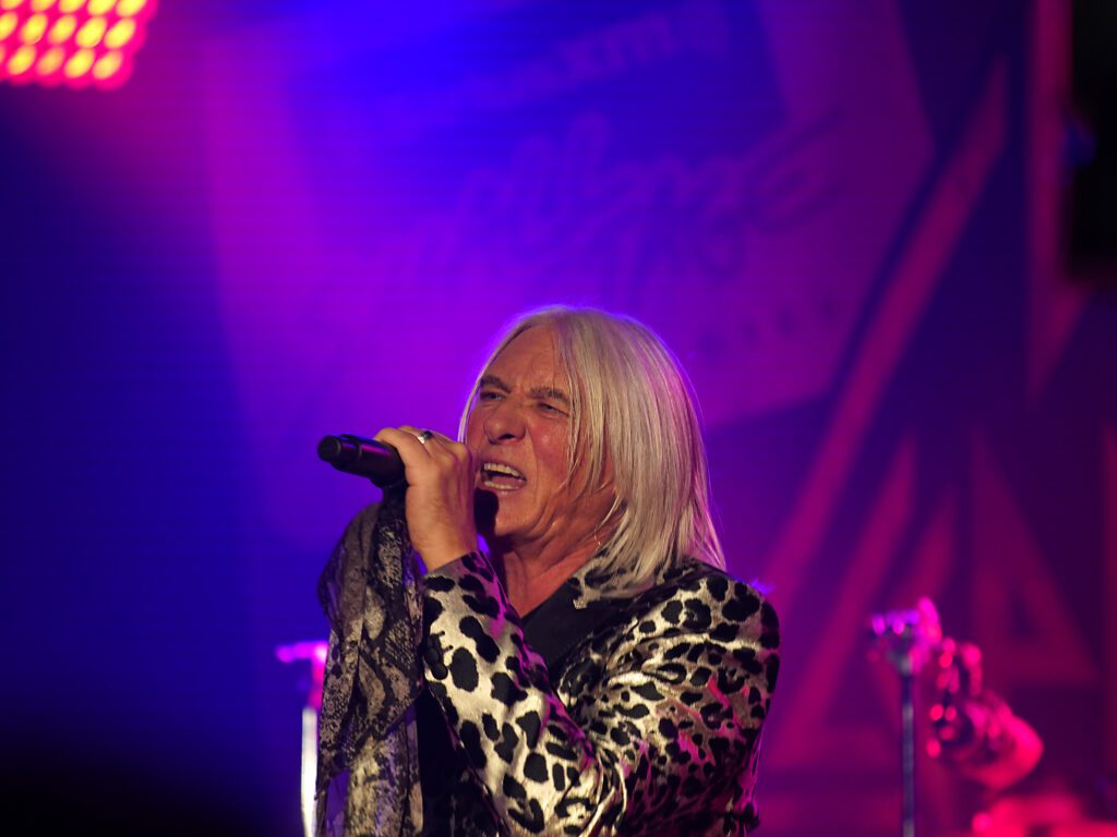 Joe Elliott Net Worth - Wiki, Age, Weight and Height, Relationships ...
