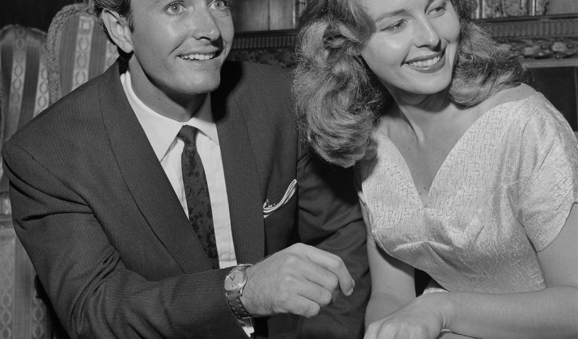 John Derek Net Worth in 2023 - Wiki, Age, Weight and Height ...