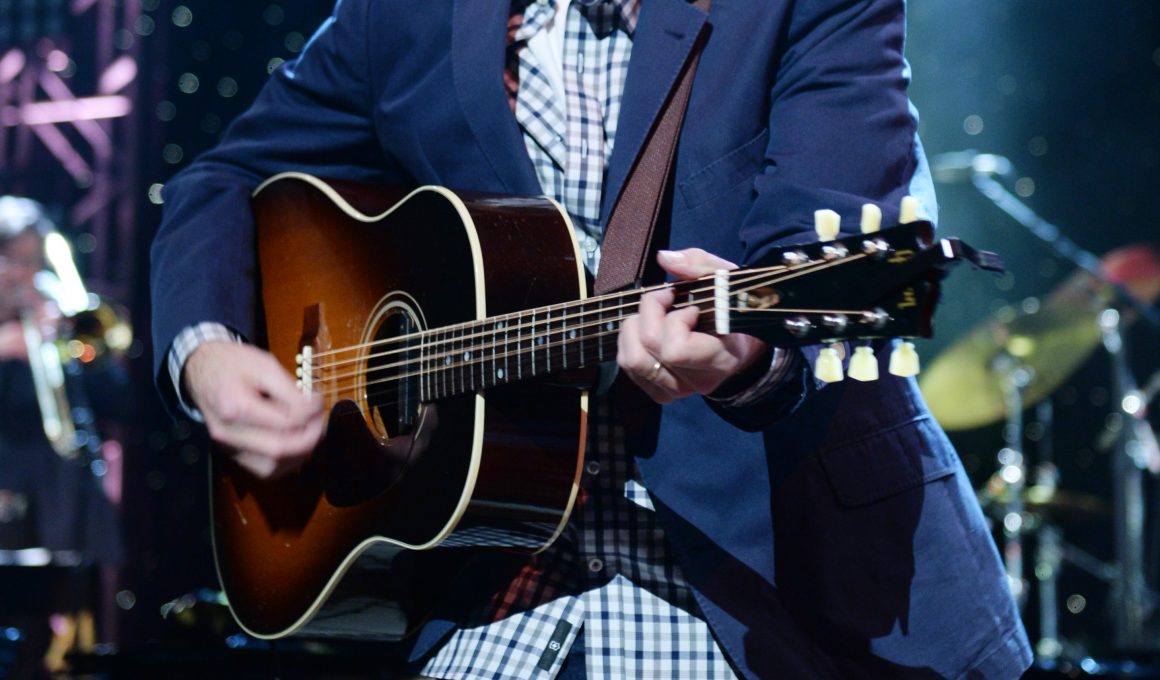 John Hiatt Net Worth in 2023 - Wiki, Age, Weight and Height ...