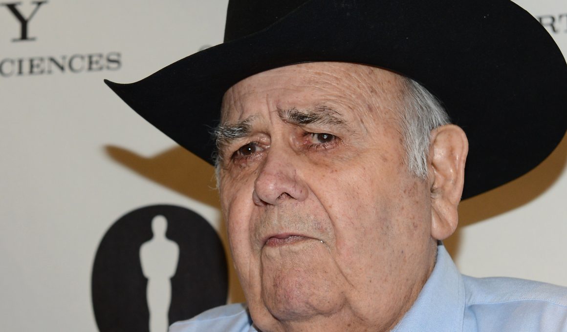 Jonathan Winters Net Worth in 2023 - Wiki, Age, Weight and Height ...