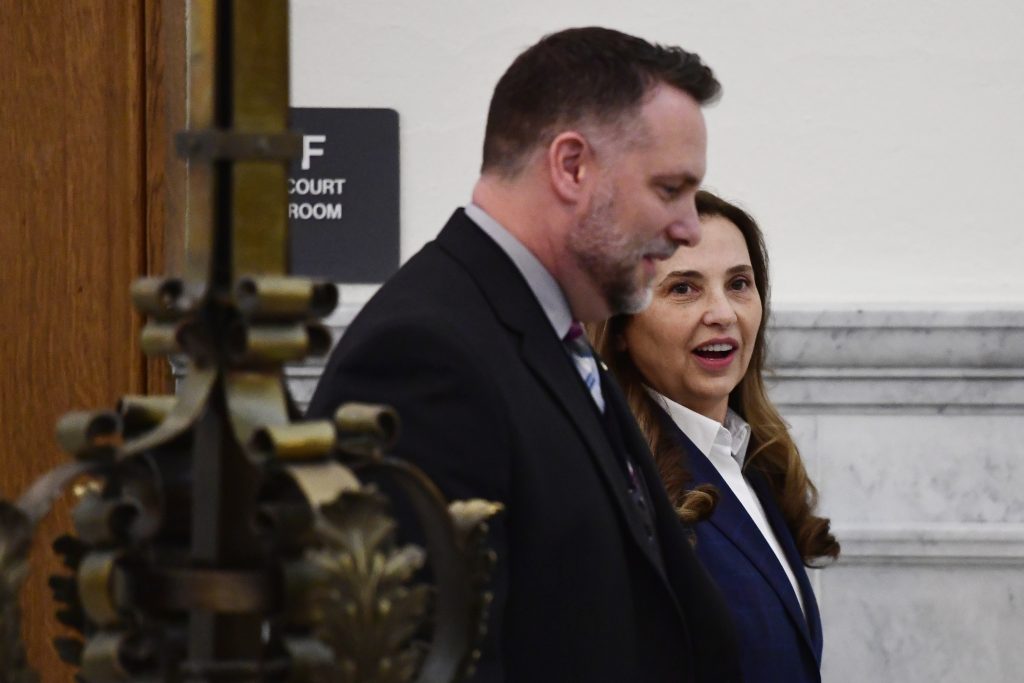 Judith Regan Net Worth - Wiki, Age, Weight and Height, Relationships ...