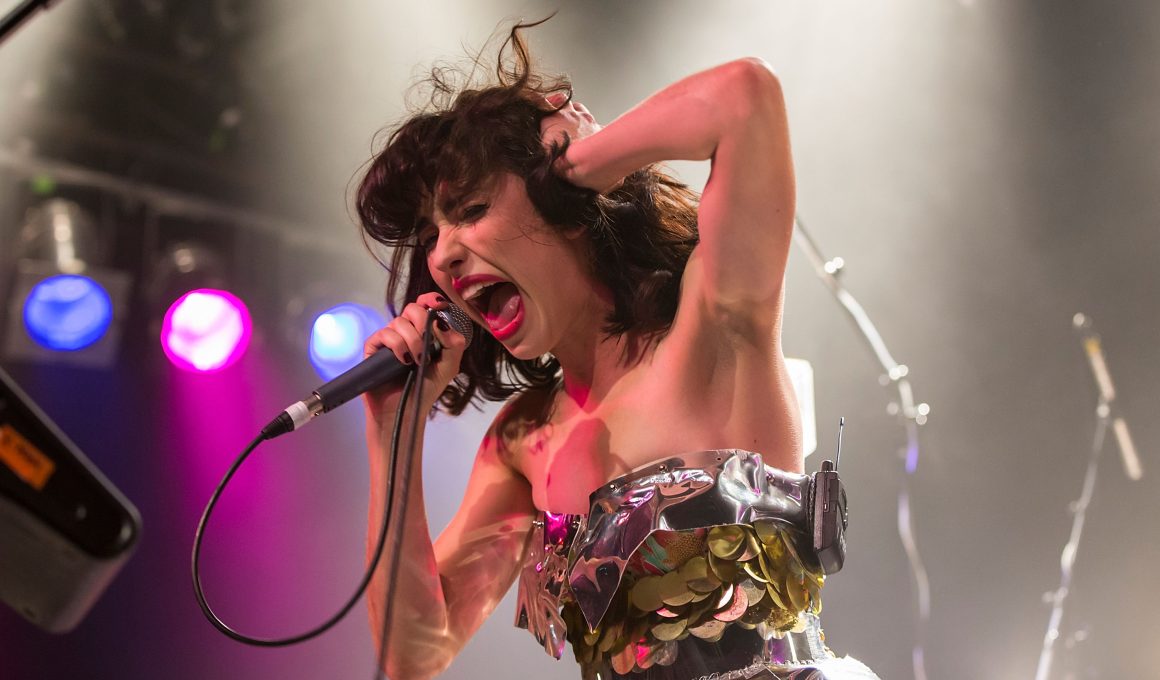 Kimbra Net Worth in 2023 - Wiki, Age, Weight and Height, Relationships, Family, and More - Luxlux