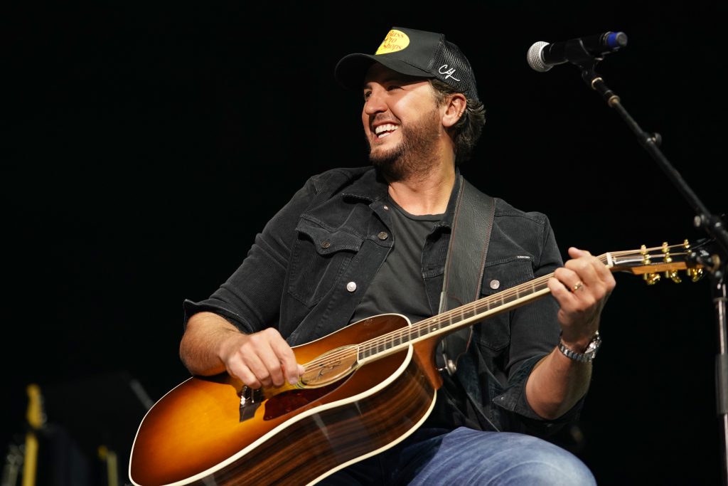 Luke Bryan Net Worth - Wiki, Age, Weight and Height, Relationships ...