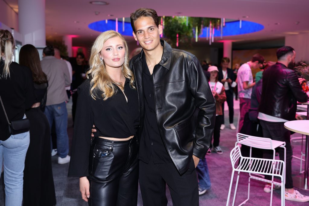 Luna Schweiger Net Worth - Wiki, Age, Weight and Height, Relationships ...