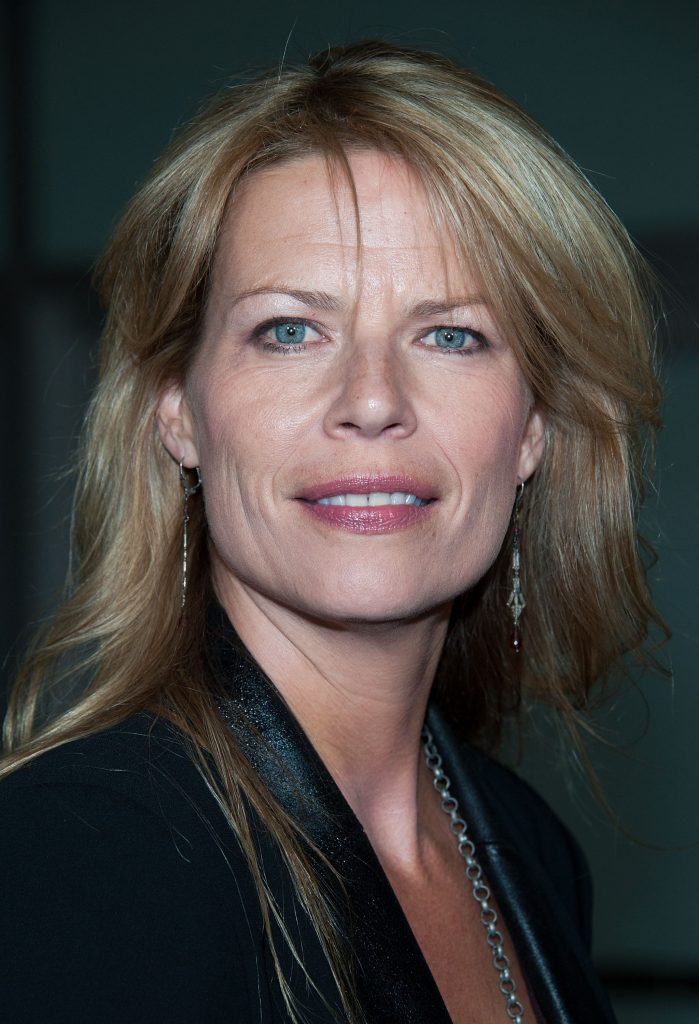 Mary Elizabeth McGlynn Net Worth in 2023 - Wiki, Age, Weight and Height, Relationships, Family ...