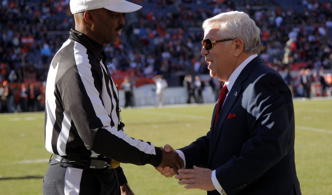 Mike Carey Net Worth in 2023 - Wiki, Age, Weight and Height ...