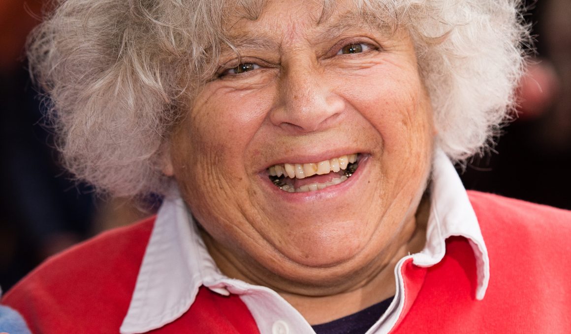 Miriam Margolyes Net Worth in 2023 - Wiki, Age, Weight and Height ...