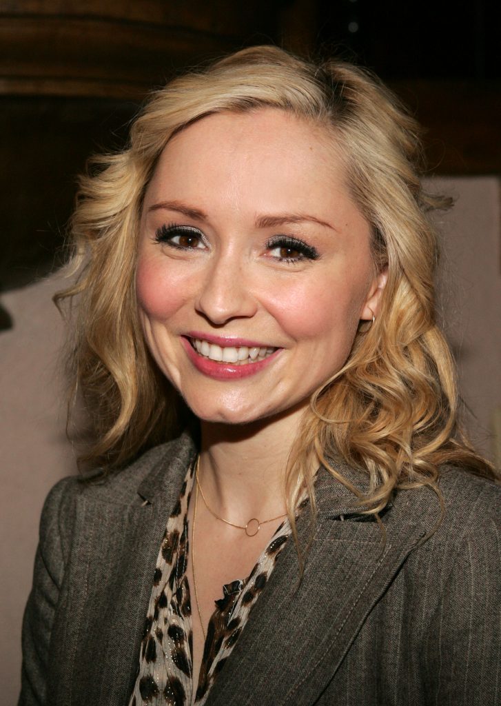 Nina Siemaszko Net Worth - Wiki, Age, Weight and Height, Relationships ...