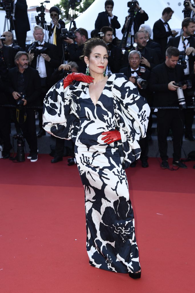 Noomi Rapace Net Worth - Wiki, Age, Weight and Height, Relationships ...