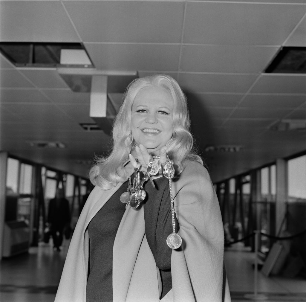 Peggy Lee Net Worth - Wiki, Age, Weight and Height, Relationships ...