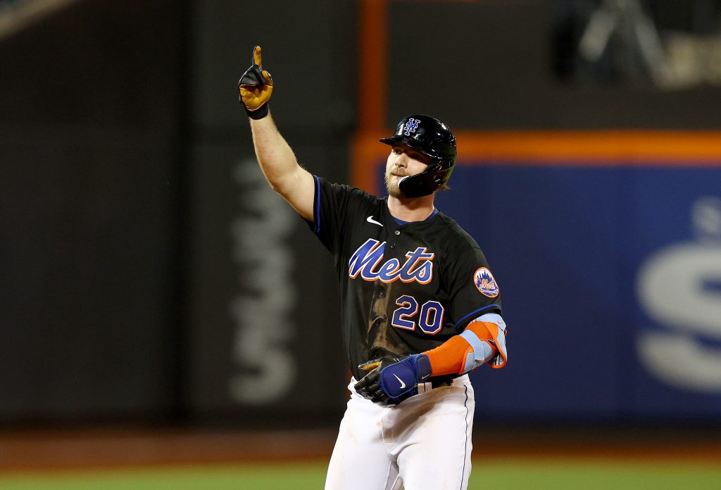 Pete Alonso Net Worth - Wiki, Age, Weight and Height, Relationships ...