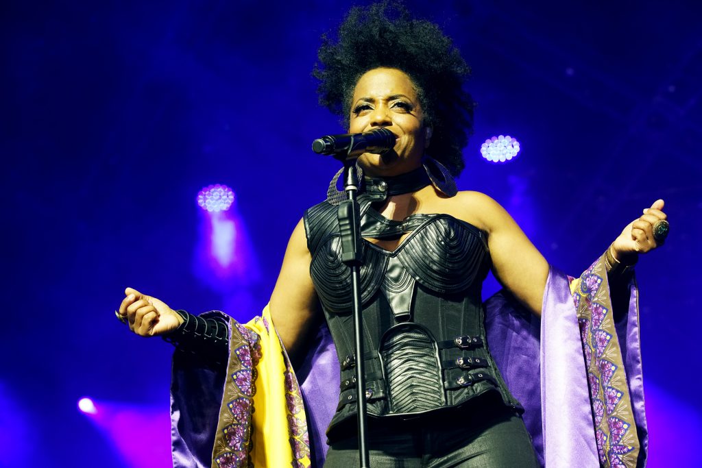 Rhonda Ross Kendrick Net Worth - Wiki, Age, Weight and Height ...