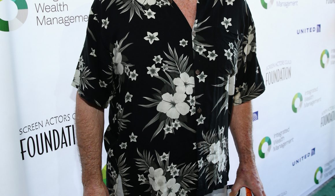 Robert Hays Net Worth in 2023 - Wiki, Age, Weight and Height ...