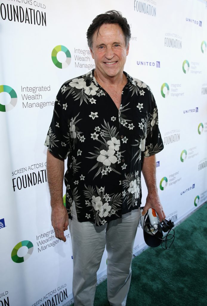 Robert Hays Net Worth - Wiki, Age, Weight and Height, Relationships, Family, and More - Luxlux